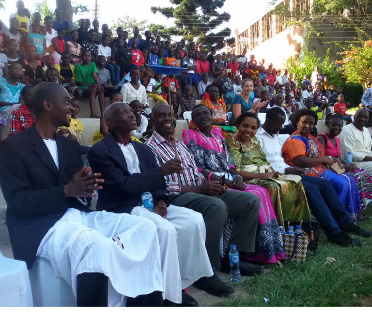 SOS CHILDREN’S VILLAGE – HCU Hiccup Circus Uganda